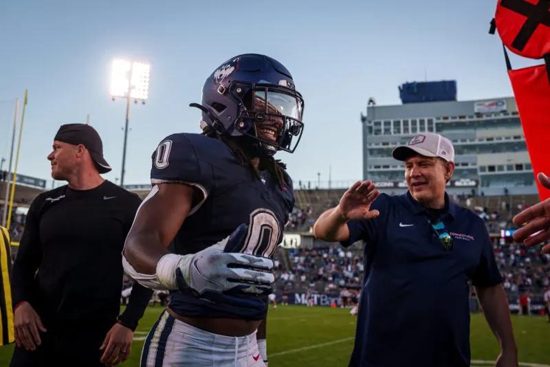 UConn Football picks up third-straight win against FIU - NewsBreak
