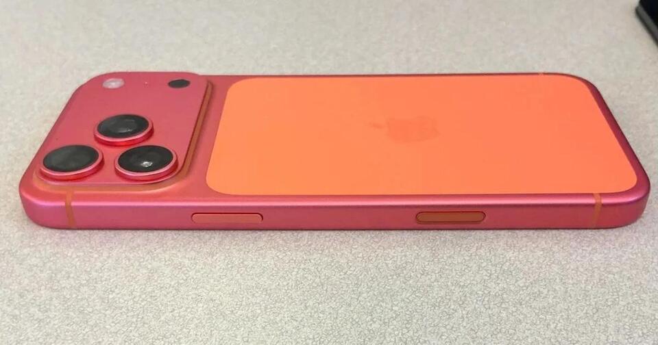 iPhone 17 Pro Max Color Fading: Why Orange Units Are Turning 'Rose Gold ...