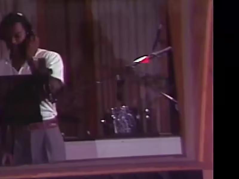 Hawkeye great Jimmy Frazier remembers ill-fated song 40 years ahead of ...