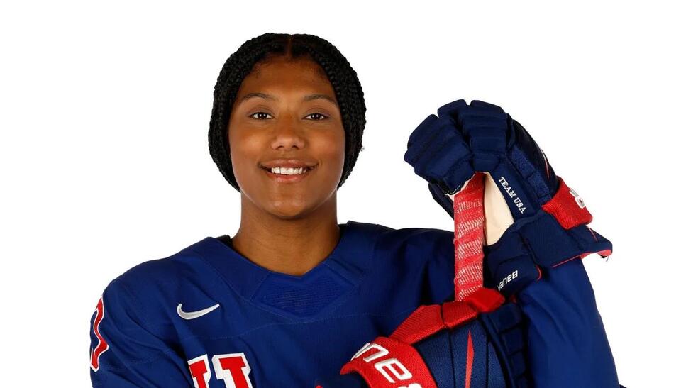 Olympian Laila Edwards’ Mom Shares Adorable ‘Fit Checks’ on Social ...