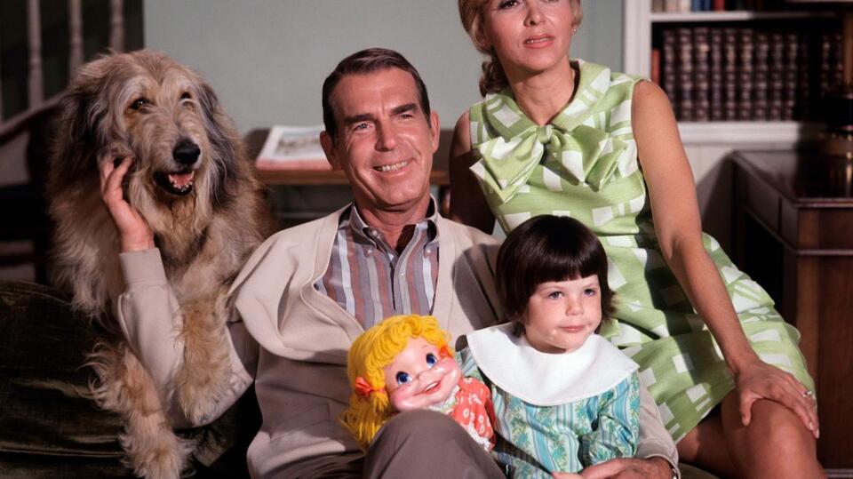 The Real Story of Former Child Star Dawn Lyn ('My Three Sons'), Now 63 ...