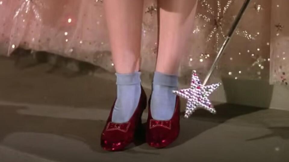 What These 7 Iconic TV Props Are Worth Today - NewsBreak