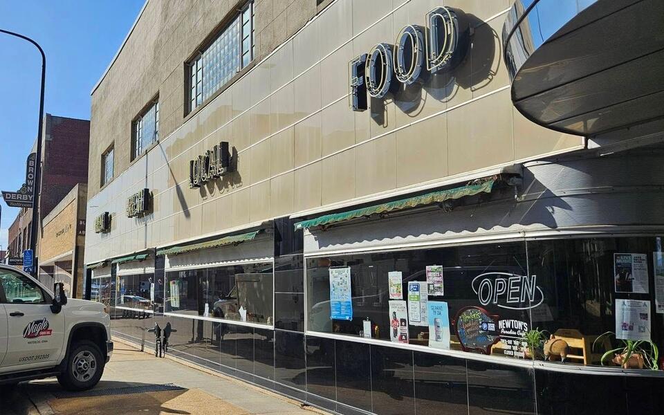 Newton's Paradise Cafe in Downtown Waterloo is Currently Closed 'Until ...