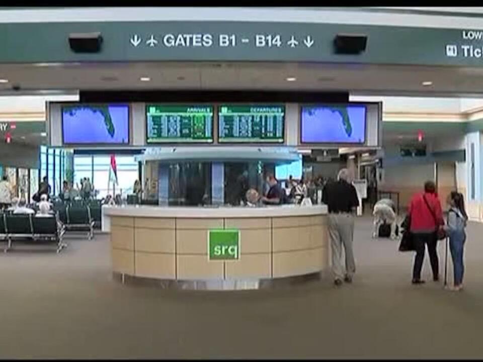 Check flight status before you head to the airport