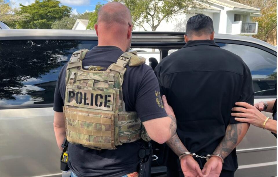 DHS: Mexican gangs offering bounties for ICE agent assassinations ...
