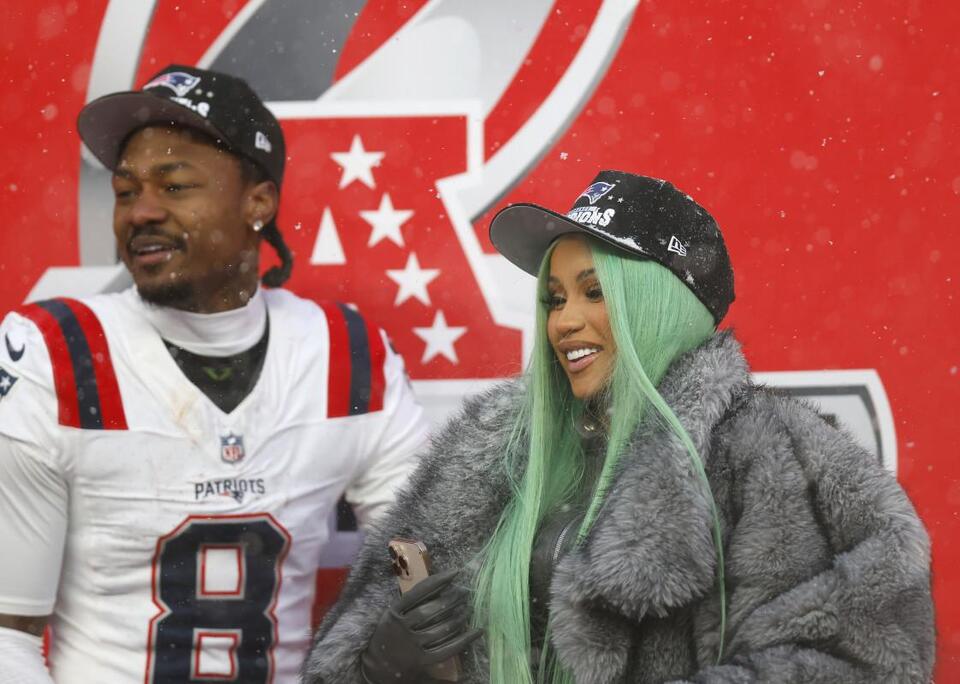Cardi B Turns Heads With Her Bold Transformation Before ‘SNL ...