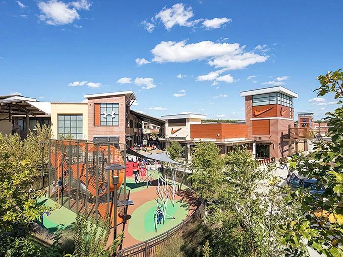 The Massive Outlet Mall In Maryland Where You’ll Find The Biggest ...