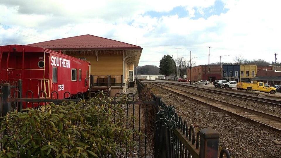 Proposed Amtrak rail route could put WNC back on track for train travel ...