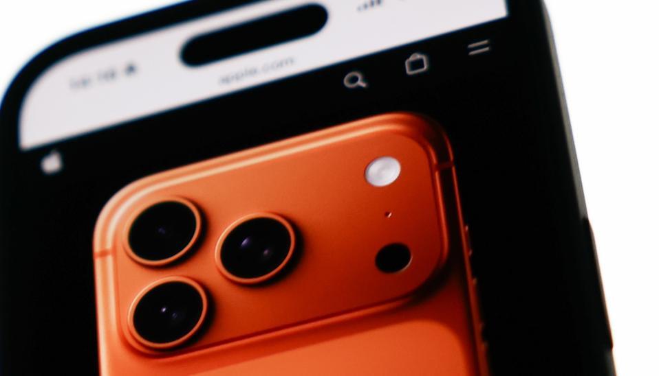 iOS 26.1—Apple’s Rapid Security Update For All iPhone Users - NewsBreak