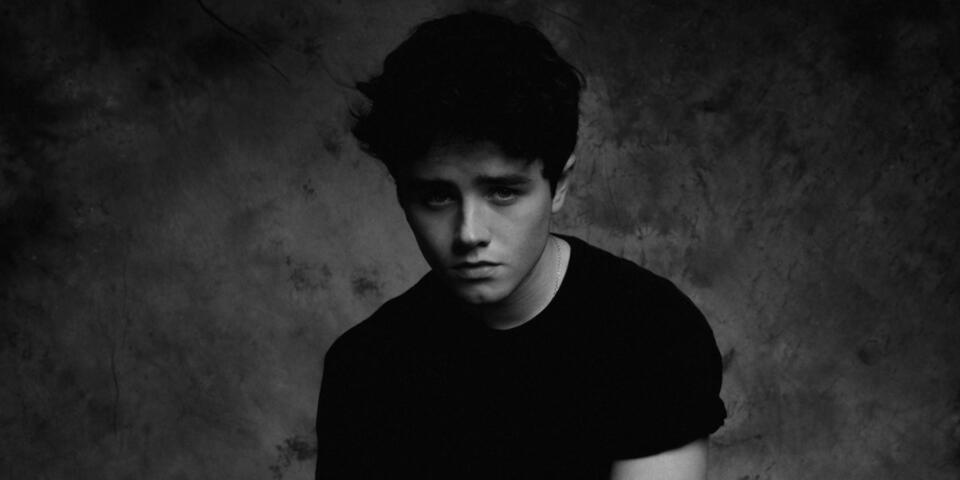 Griffin McIntyre Debuts New Single ‘Risk It All,’ Shares 10 Fun Facts ...