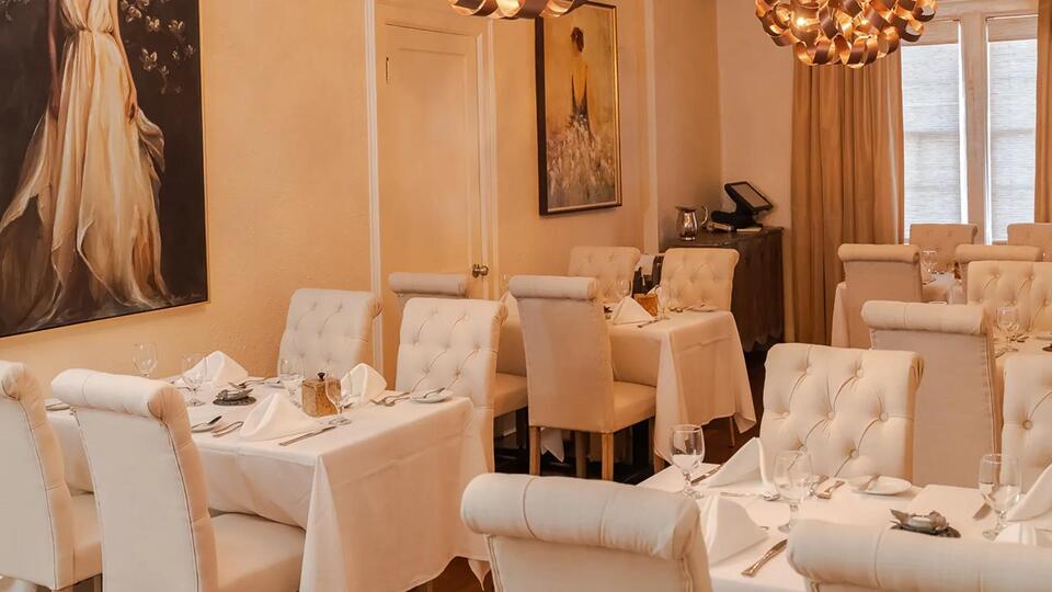 Cocoa Village fine dining restaurant opens intimate, elegant private ...