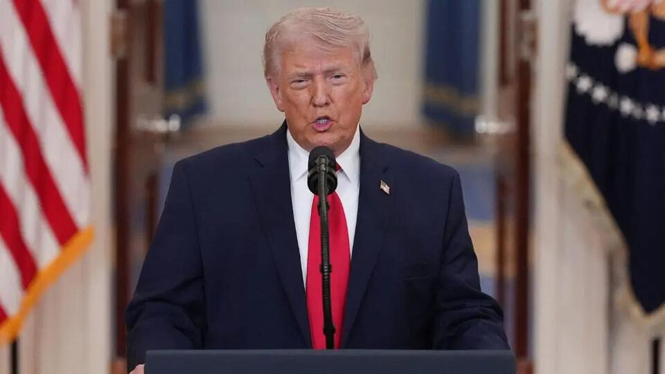 'Idiot' Donald Trump Ridiculed for Comparing Himself to Jesus in Easter ...