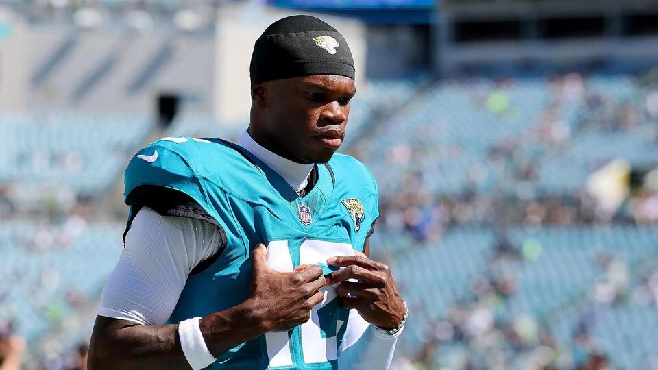 Do the Jaguars need to abandon two-way role for Travis Hunter ...