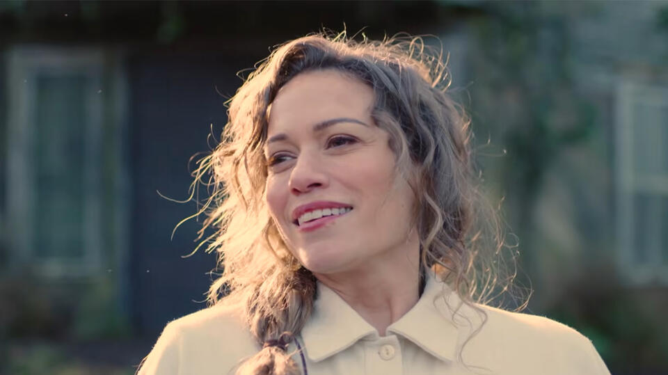 ‘Hope Valley: 1874’ Trailer Teases Bethany Joy Lenz in ‘When Calls the ...