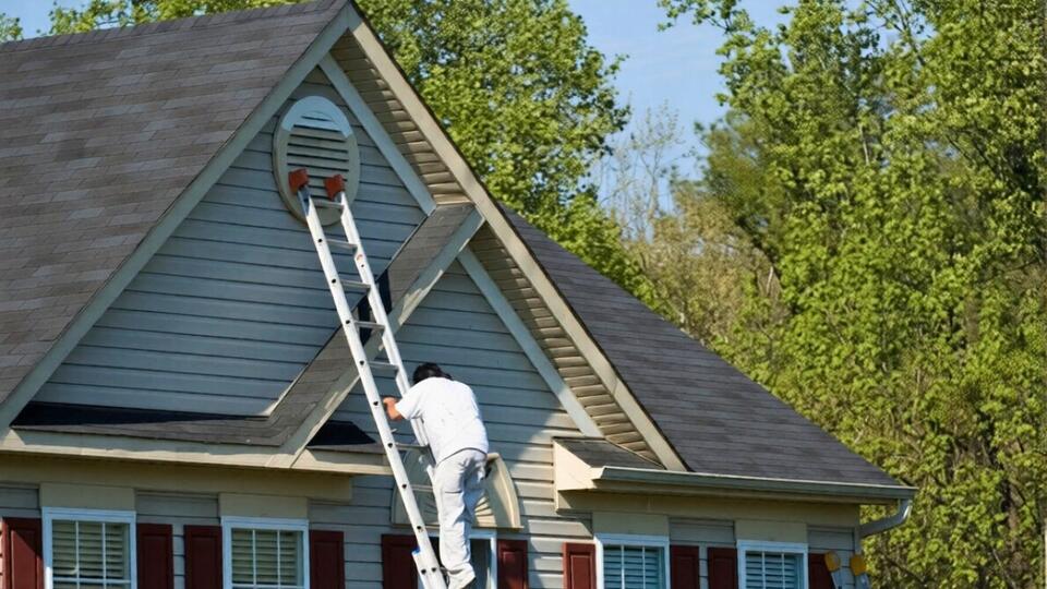 You’re using the wrong ladder angle and it’s more dangerous than you ...