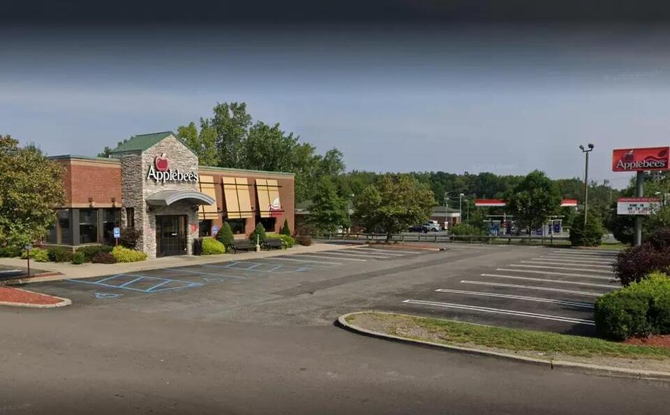 Applebee’s Shares More Bad News About New York Locations - NewsBreak