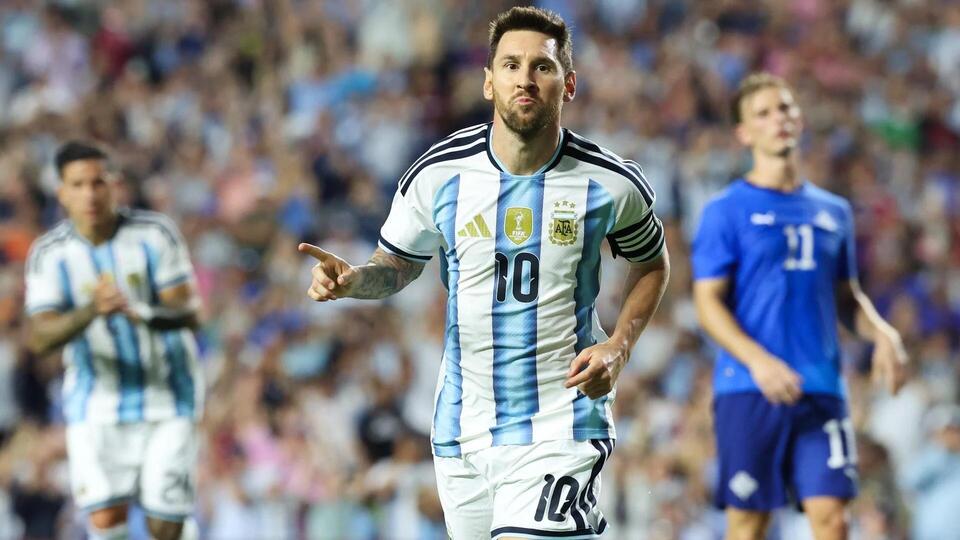 Lionel Messi odds, picks, predictions, player props: Best bets for ...