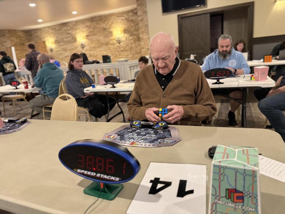 95-Year-Old Man Sets World Records at Rubik’s Cube Competition - NewsBreak