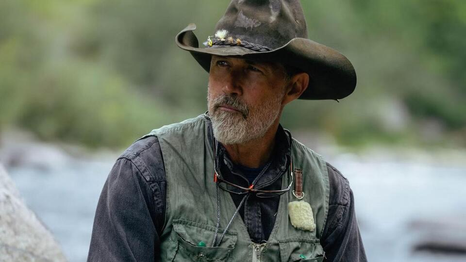 Taylor Sheridan's 6-Part Neo-Western Has Critics Dueling on Rotten ...