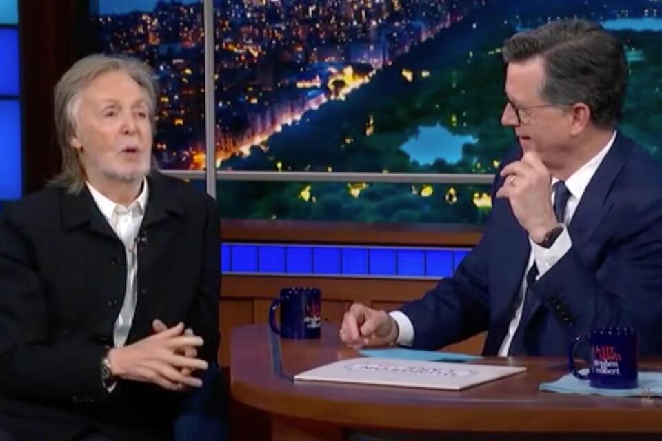 Stephen Colbert signs off Late Show for good with final jab at CBS ...