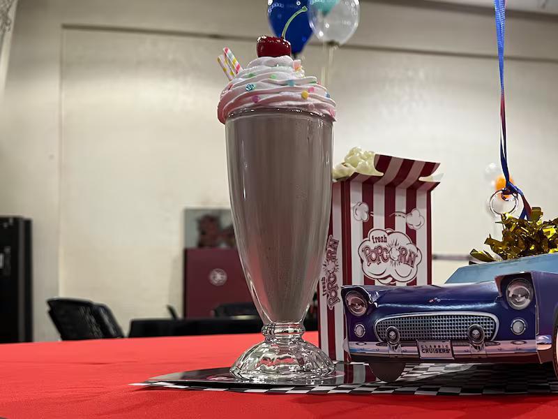 Night With The Stars Prom brings out over 400 guests