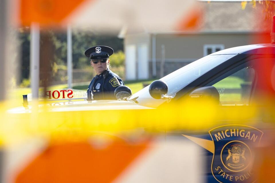 How to Behave When Pulled Over in Michigan - NewsBreak