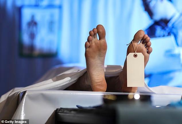 Doctor who has performed hundreds of autopsies reveals how people ...