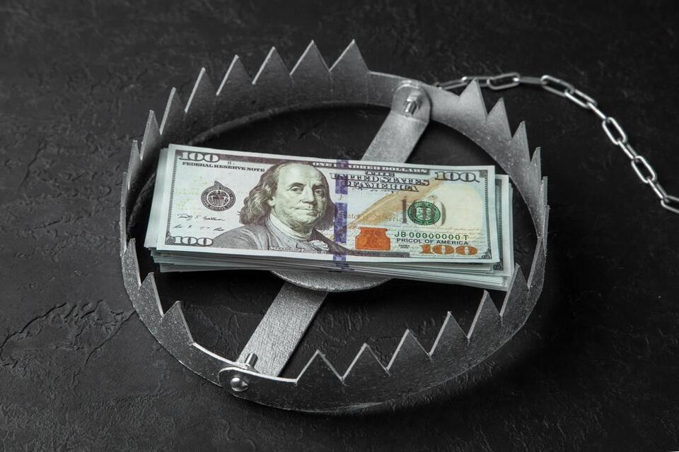 7 Silent Money Traps in Monthly Bills - NewsBreak