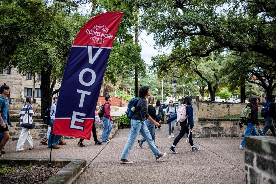 Democrats activate weeklong voter drive to offset critical registration ...