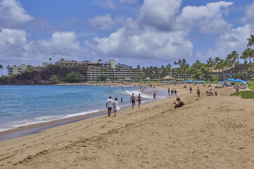 Thousands Of Maui Vacation Rentals In Limbo After Council Hits Gridlock ...