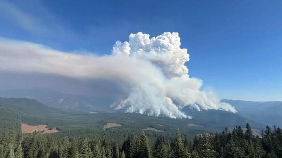 Emigrant Fire crews brace for changing conditions - NewsBreak
