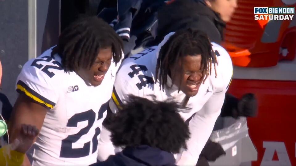 Michigan, Ohio State hit with pepper spray after game - NewsBreak