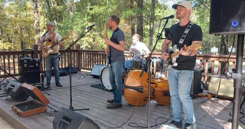 Little Feathers Fall Festival at the Fort - NewsBreak