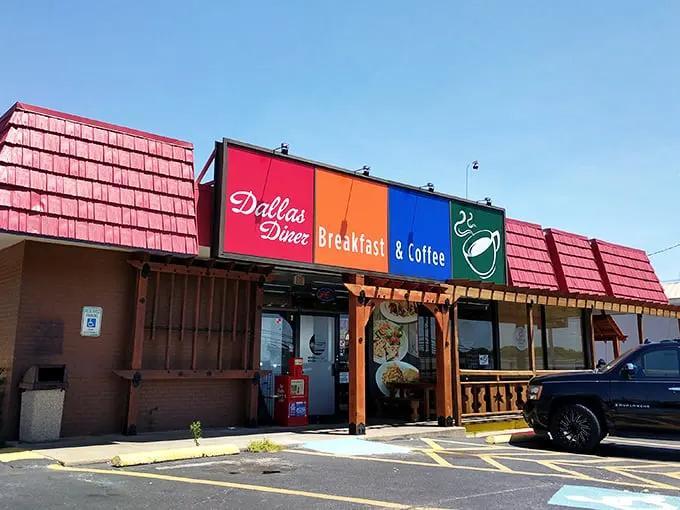 This Classic Diner In Dallas Serves Up The Best Breakfast You’ll Ever ...