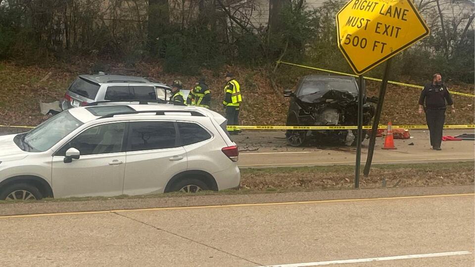 Two people killed in crash on Sam Cooper, police say - NewsBreak