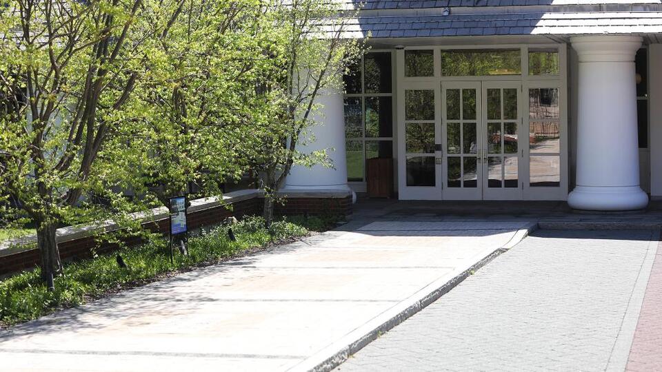 Alumni Plaza orders available for next installation - NewsBreak