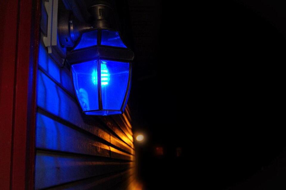 Here’s The Real Meaning Behind Colored Porch Lights in Michigan - NewsBreak