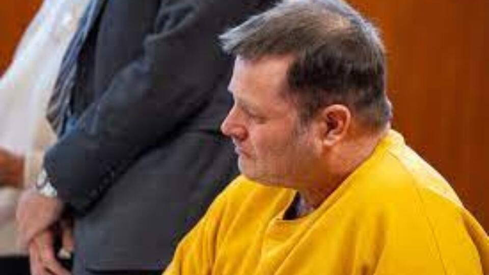 Oregon Man Sentenced to 20 Years After Stabbing Wife and Killing Her ...