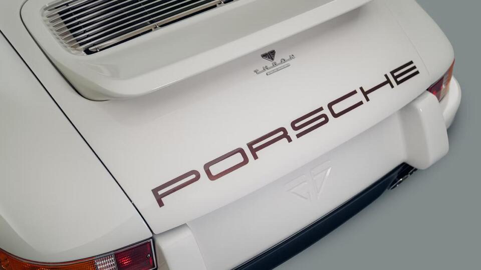 Classic 911 Has Better Power-To-Weight Than New GT3 RS - NewsBreak