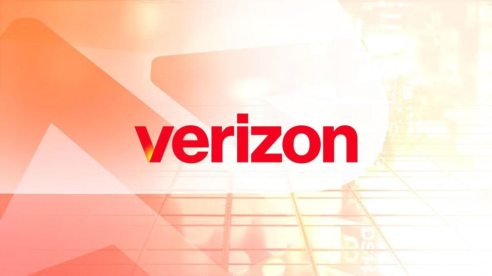 The FCC is letting Verizon lock your phone for more than 60 days ...