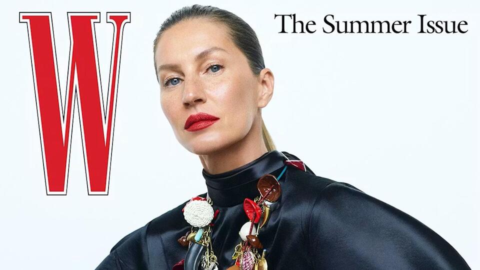 19 Years Later, Gisele Bündchen Returns as a W Magazine Cover Girl for ...