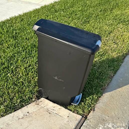 🎁 Freebies Up for Grabs in Conroe — Furniture, Fixtures & More - NewsBreak