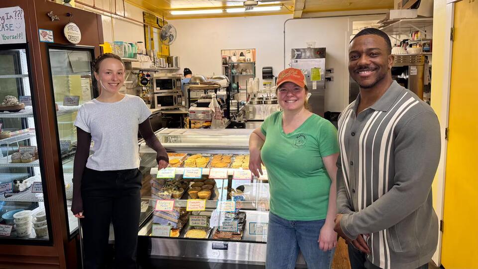 Upper Michigan Today celebrates 30 years with Midtown Bakery & Cafe ...