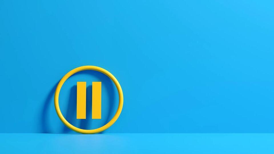 Vertex pauses Moderna-partnered cystic fibrosis trial, takes $379M hit ...