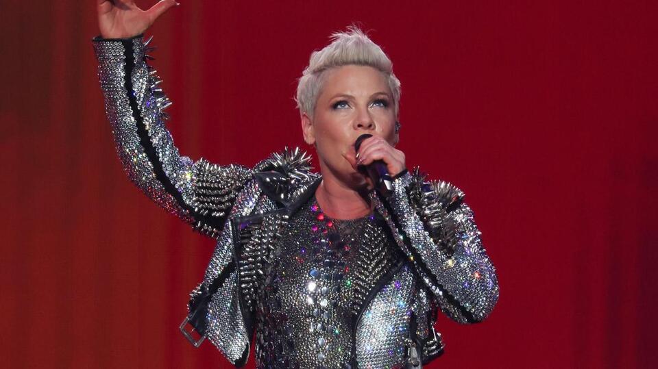 Pink Updates Fans After Contracting E. Coli: 'Everything Is Going ...