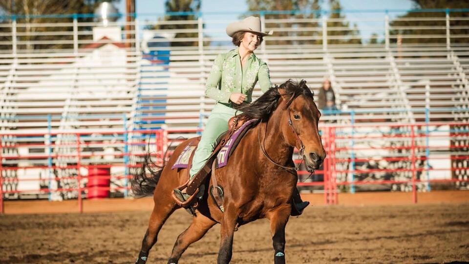 Oregon State University student to reign as 2026 Sisters Rodeo Queen ...