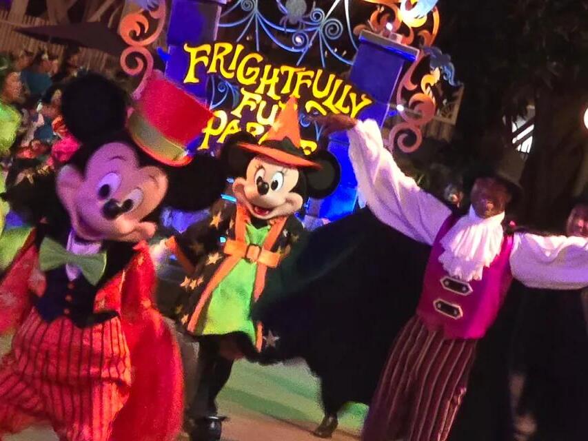 GUIDE: Frightfully Fun Parade screams to life at 2024 Oogie Boogie Bash