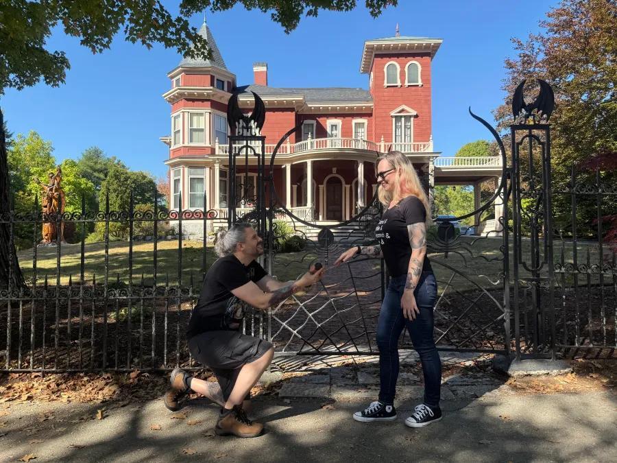 Couple from Brazil gets engaged in front of Stephen King's house in ...