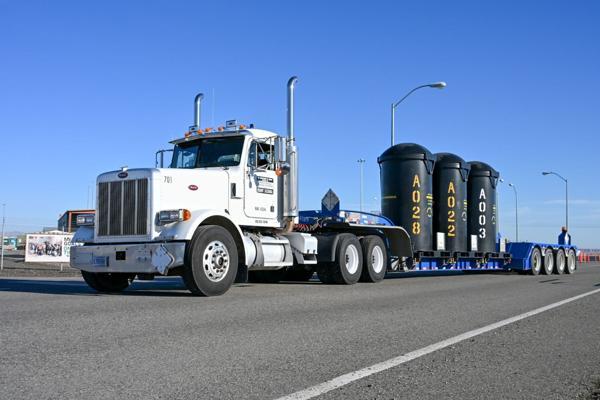 Hanford ships first containers of vitrified nuclear waste to disposal ...
