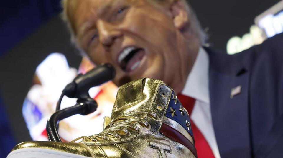 Trump’s Top Donors Get Gift of Tacky Gold Sneakers - NewsBreak